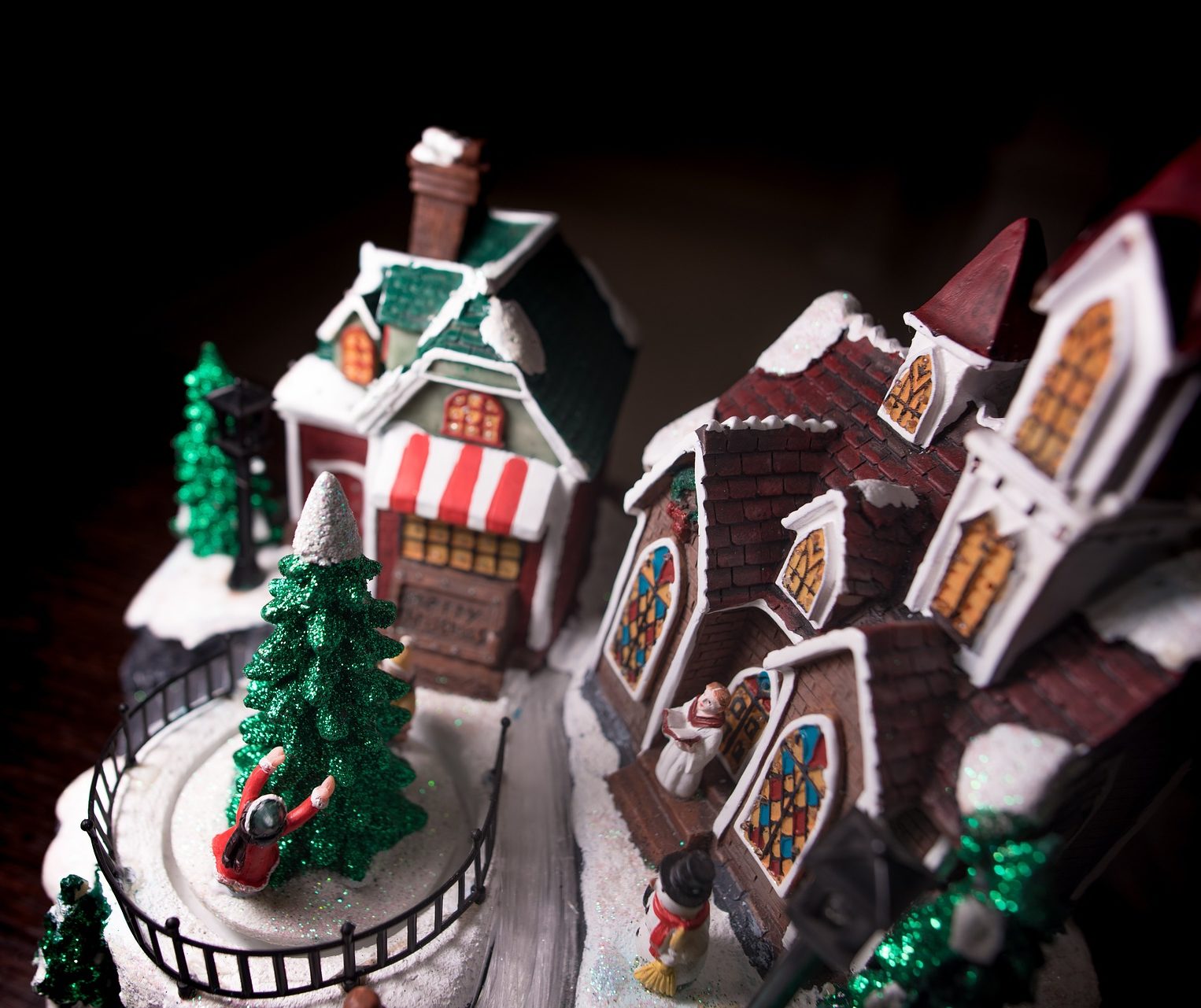 Big Brothers Big Sisters Gingerbread House Display - Greenville.com